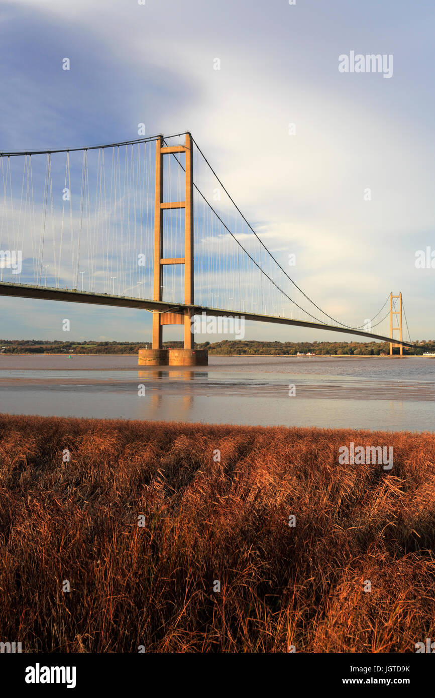 Humber bridge structure hi-res stock photography and images - Alamy