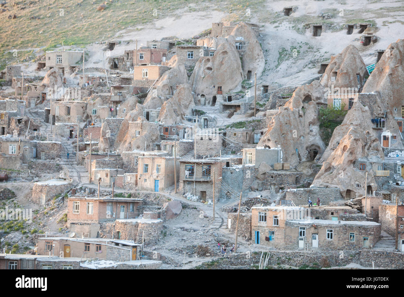 Houses in the mountain village of Kandovan, Iran Stock Photo - Alamy