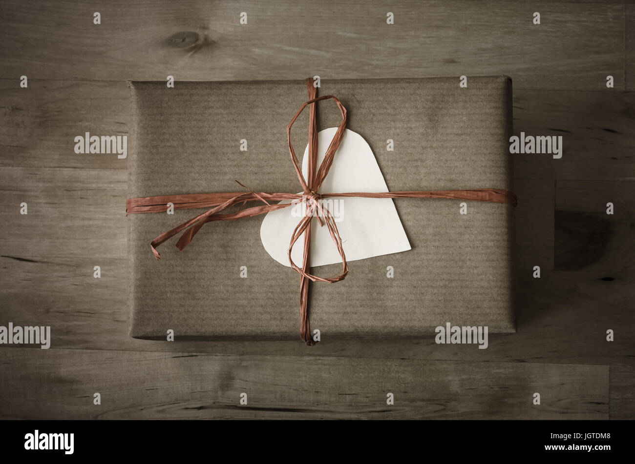 Brown wooden label hi-res stock photography and images - Alamy