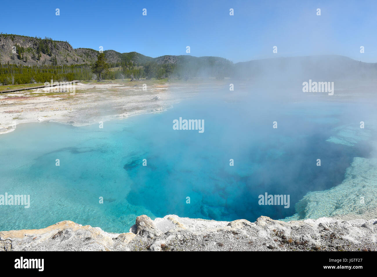 Yellowstone geothermal area hi-res stock photography and images - Alamy
