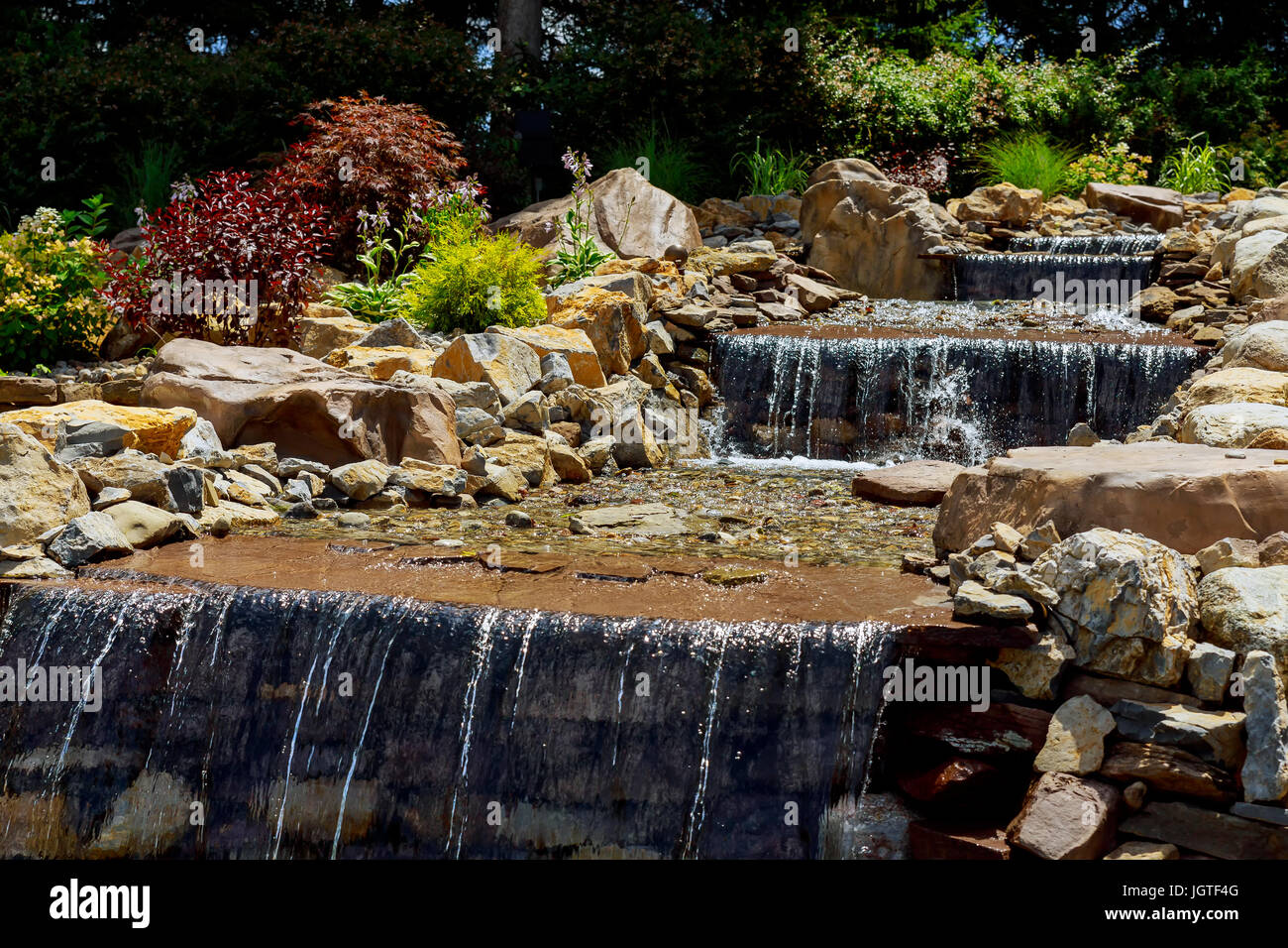 Waterfallwallpaper hi-res stock photography and images - Alamy