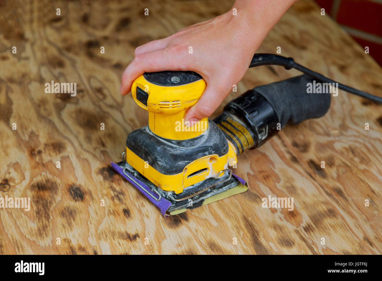 Hand sanding wood hi-res stock photography and images - Alamy