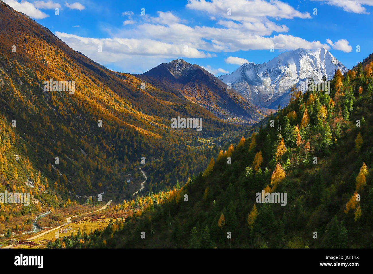 Xindu bridge hi-res stock photography and images - Alamy