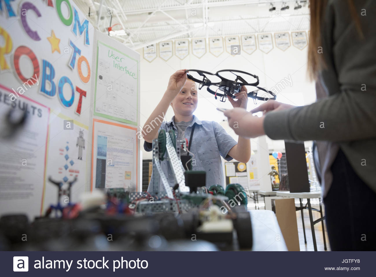 Middle school student hi-res stock photography and images - Alamy