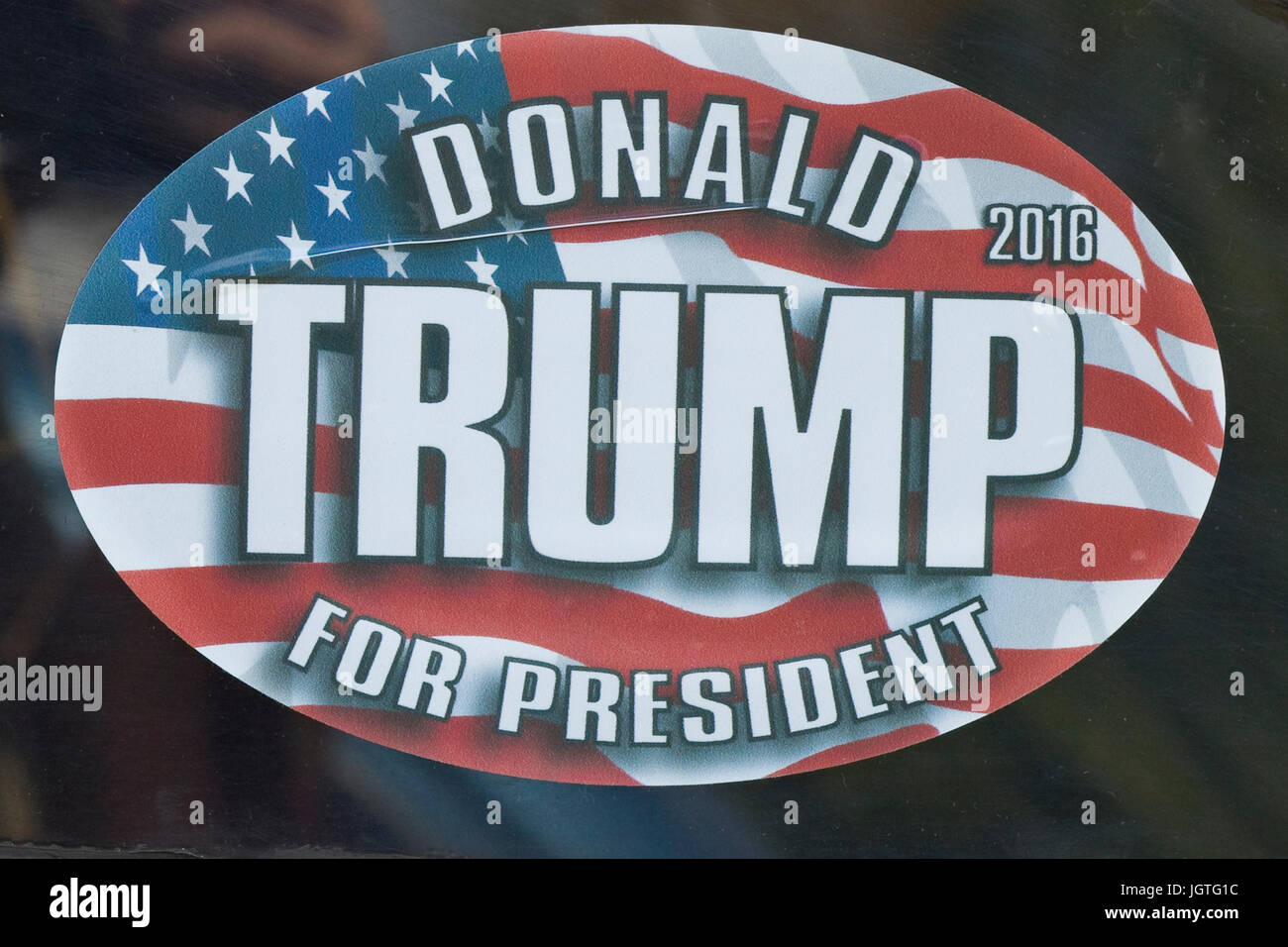 donald trump sticker on car, Donald trump for president Stock Photo - Alamy