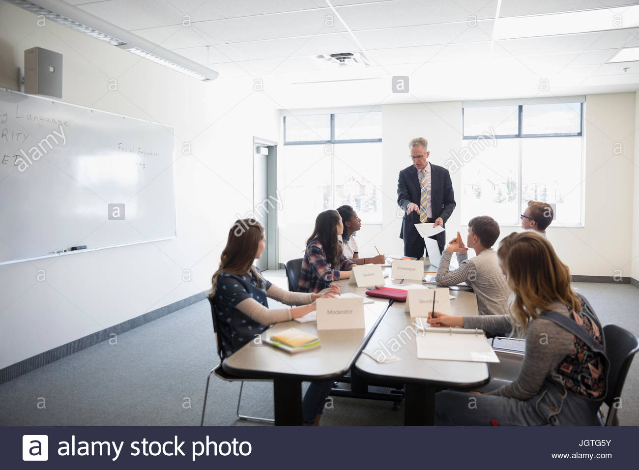 African american an asian boy classroom hi-res stock photography and ...