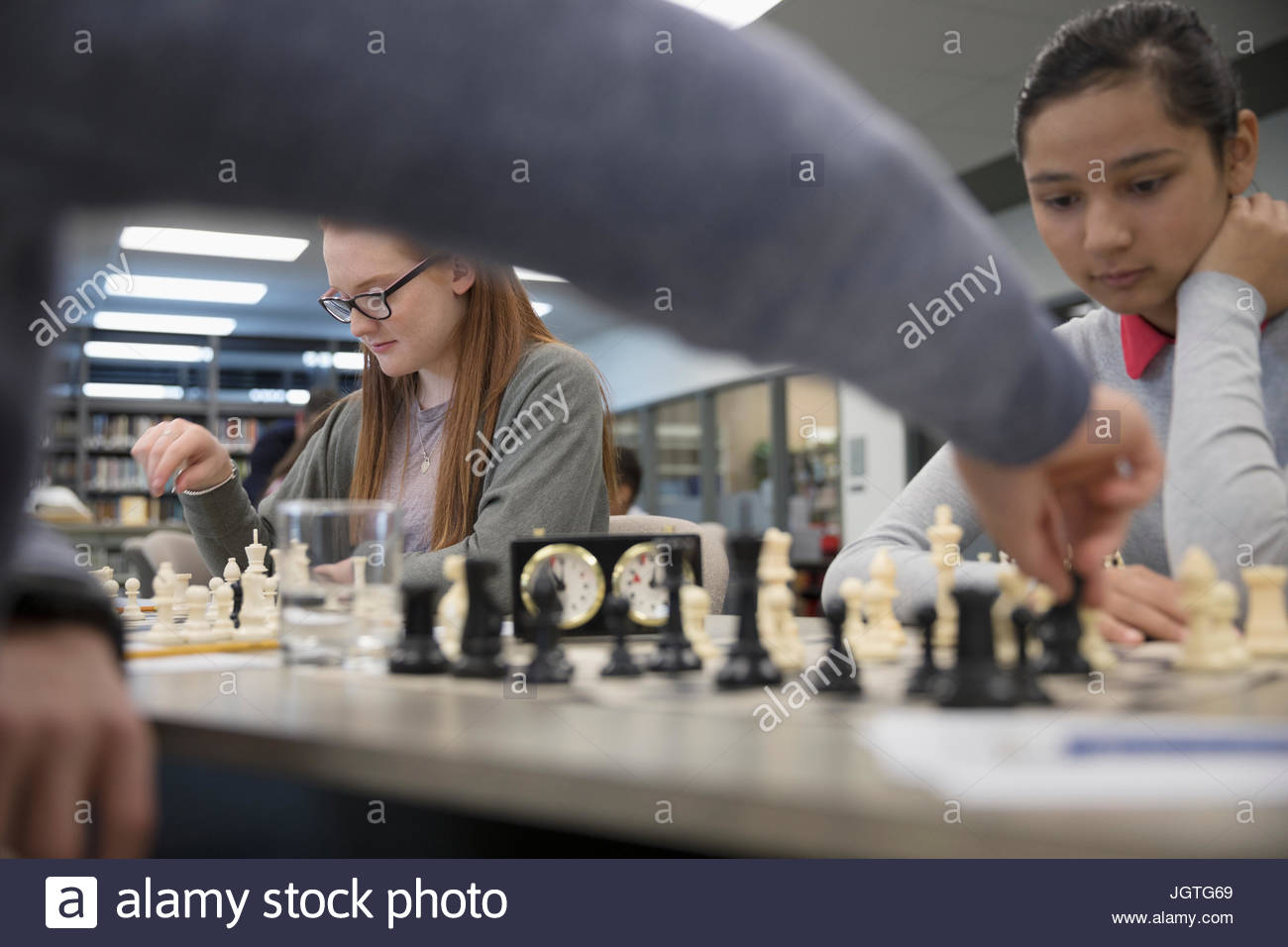 Native american middle school hi-res stock photography and images - Alamy