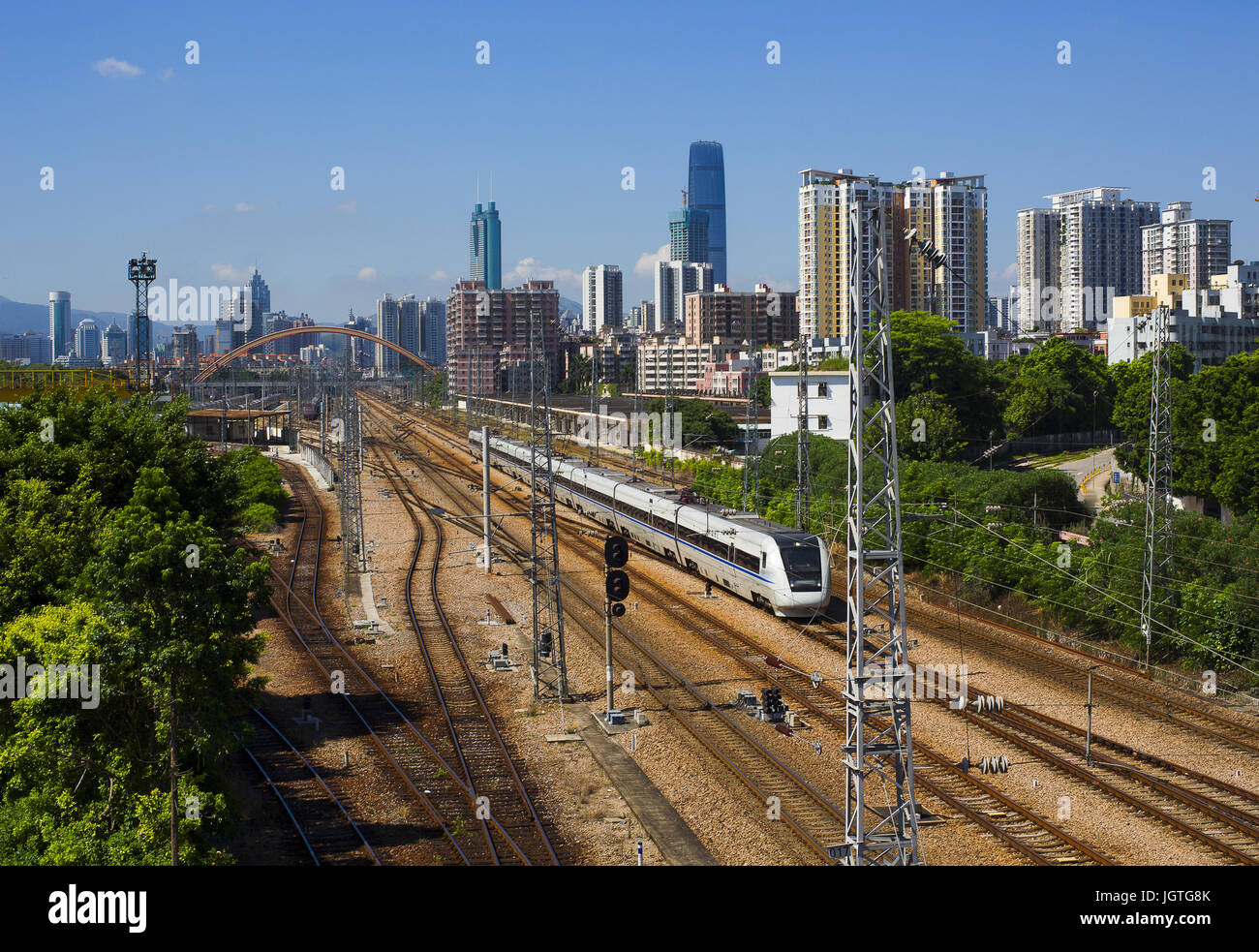 Shenzhen railway station hi-res stock photography and images - Alamy