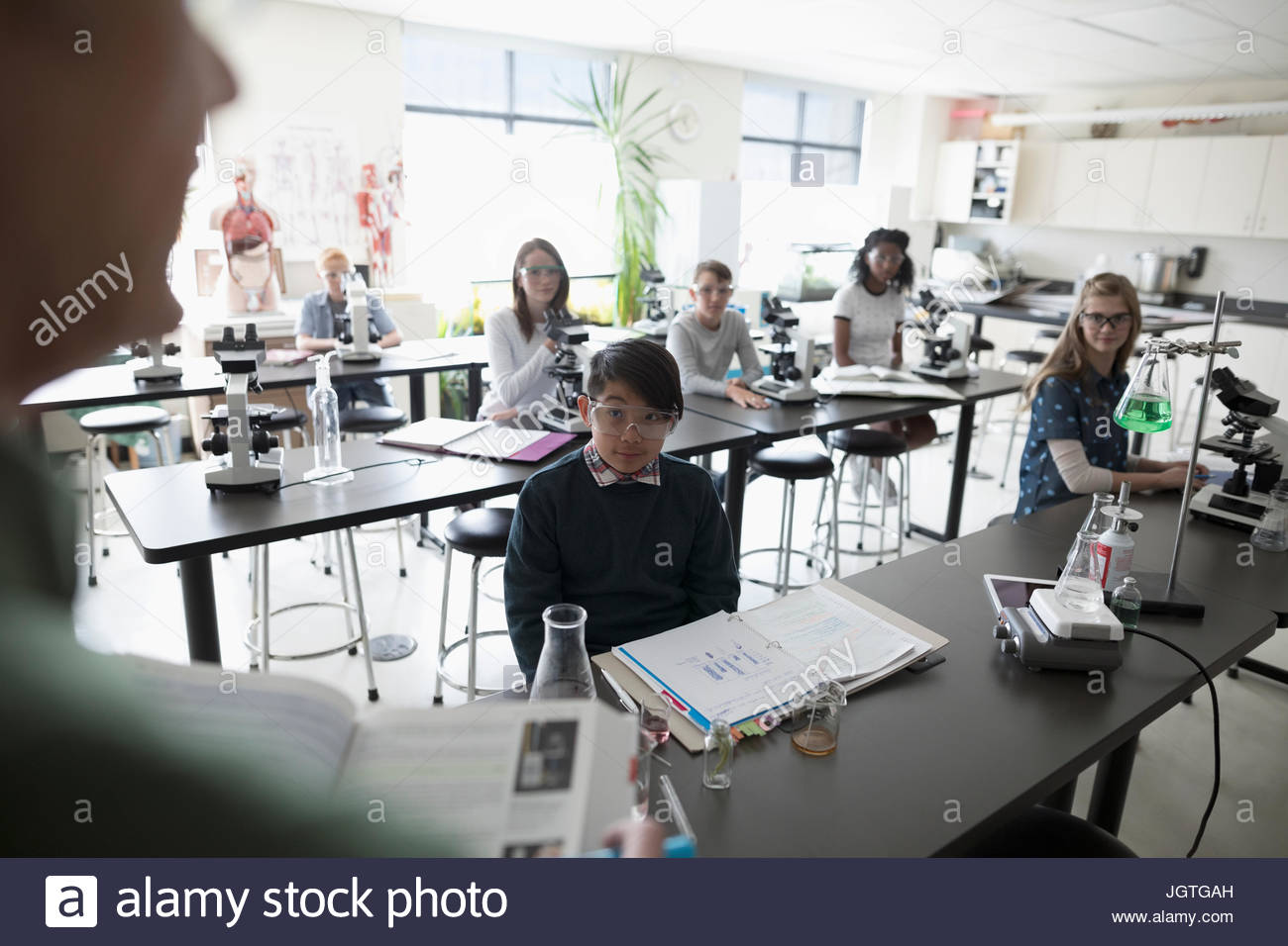 Black boys in stem class hi-res stock photography and images - Alamy