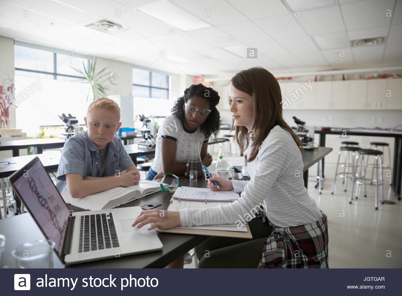 Black girls conducting science experiment hi-res stock photography and ...