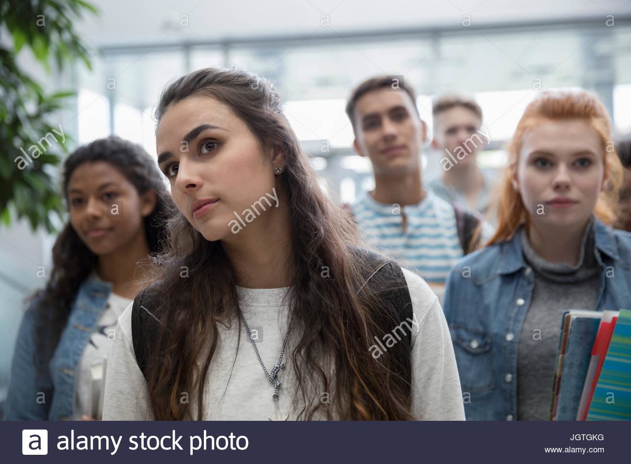 Focus standing teenager waiting hi-res stock photography and images - Alamy