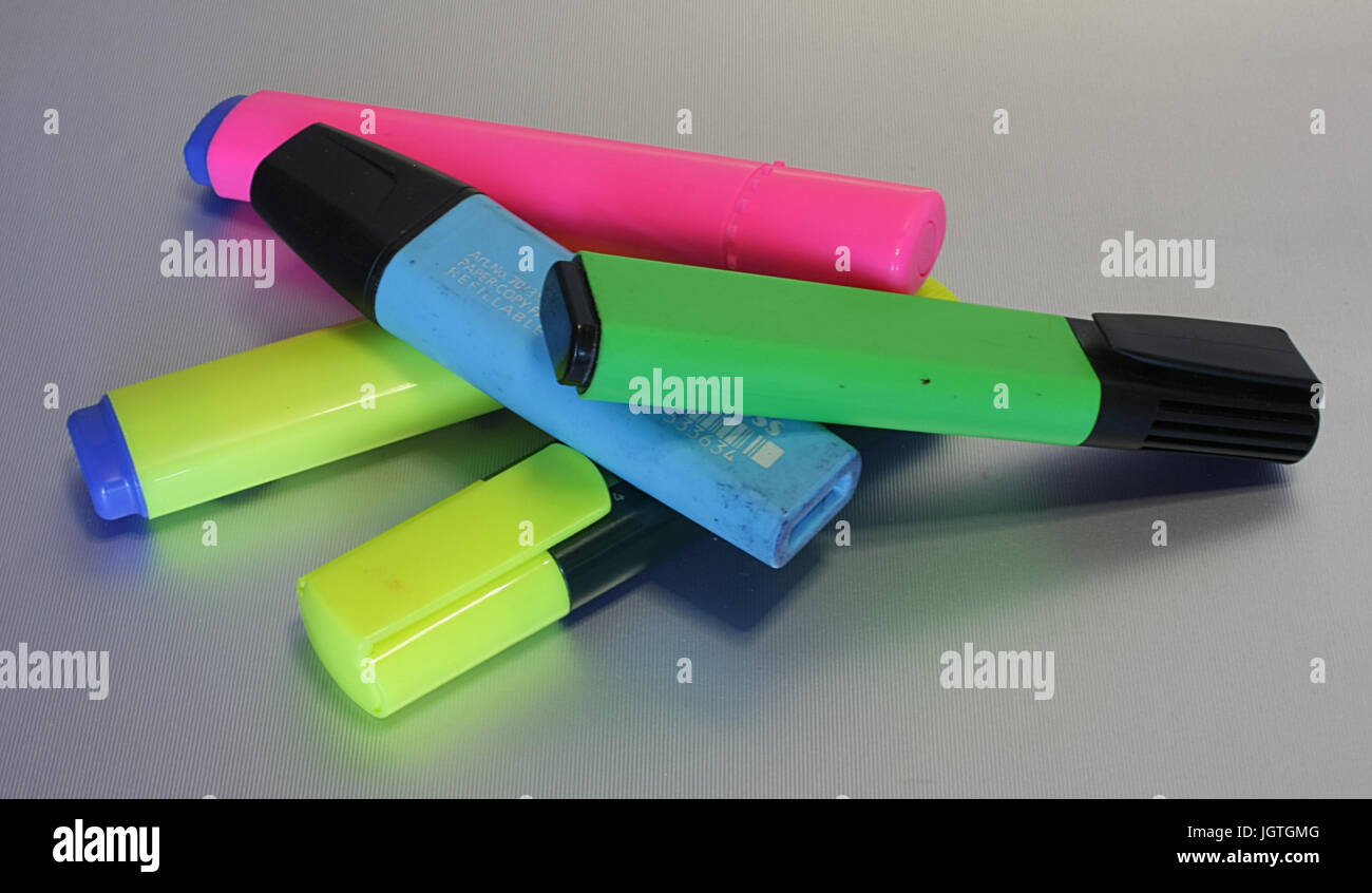 Markers and pencils hi-res stock photography and images - Alamy