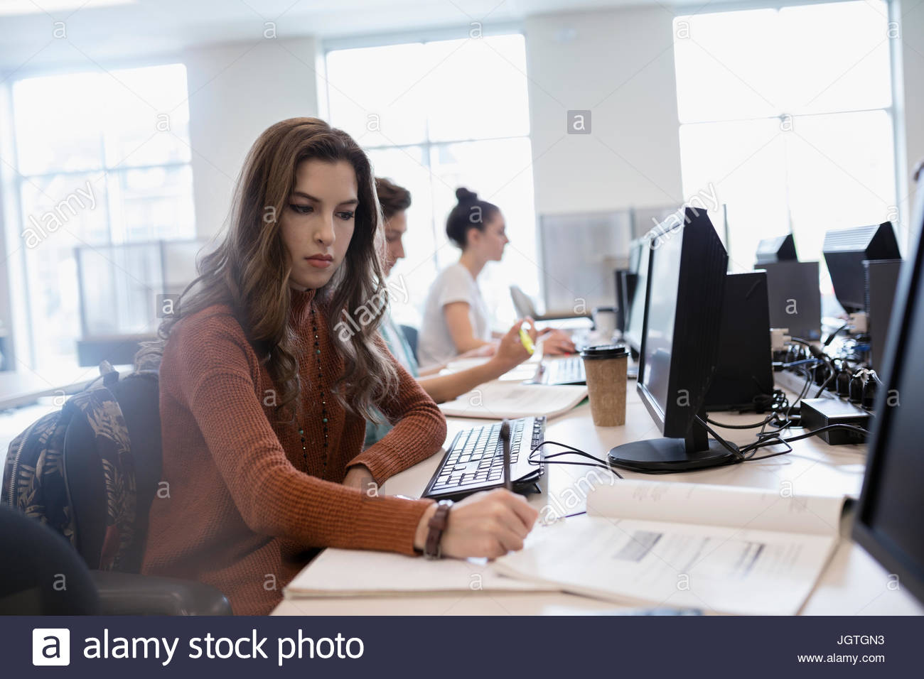 Computer textbook hi-res stock photography and images - Alamy