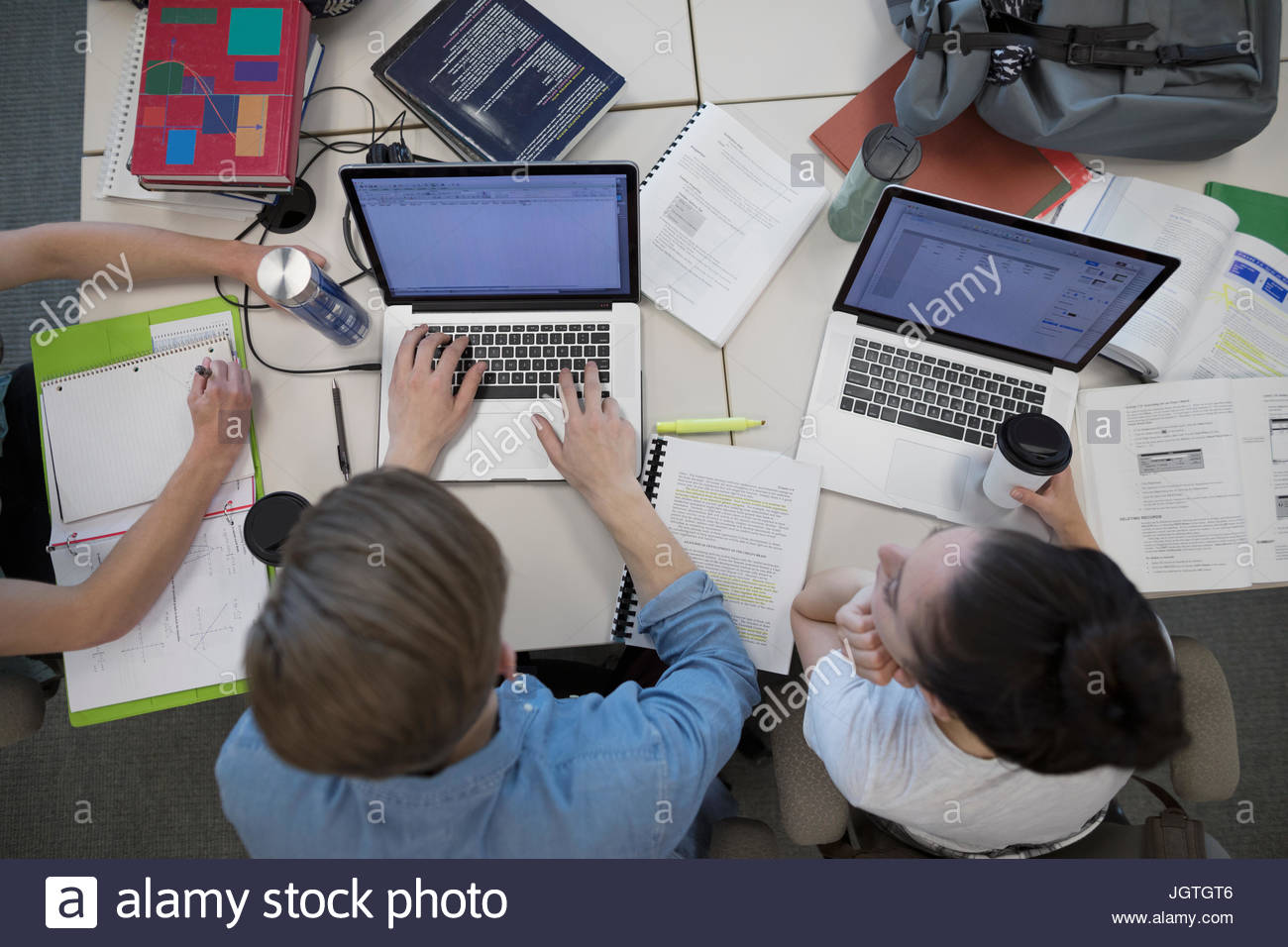 Group studying hi-res stock photography and images - Alamy
