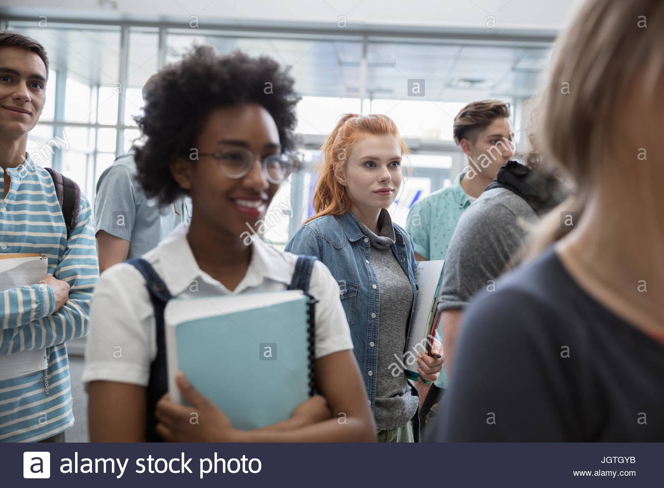 Focus standing teenager waiting hi-res stock photography and images - Alamy