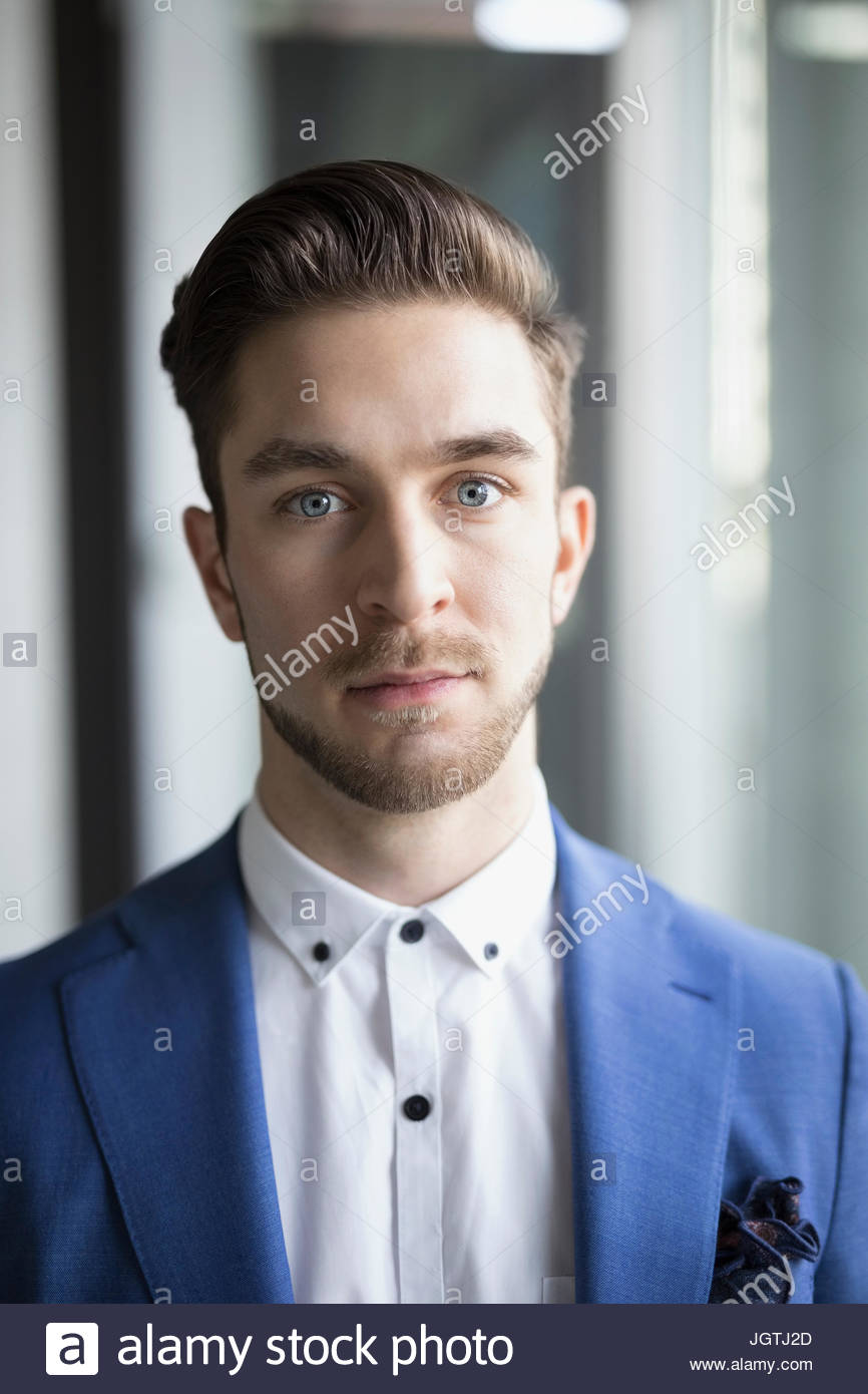 Serious businessman hi-res stock photography and images - Alamy