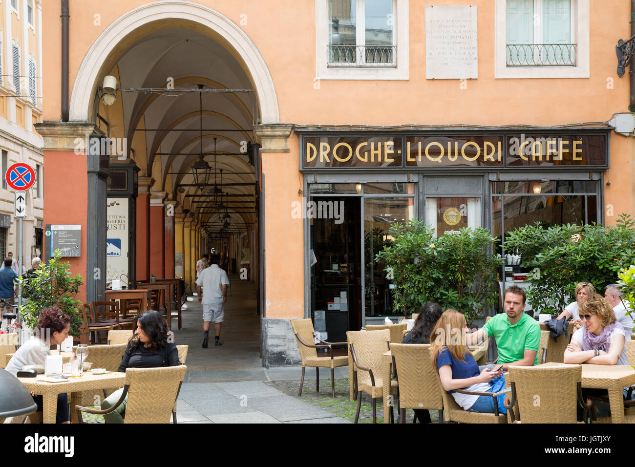 Cafe Giusti with Portico, Modena, Italy Stock Photo - Alamy
