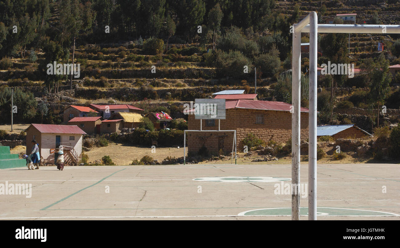 Isla Amantani, Titicaca Lake, Lima, Peru Stock Photo - Alamy