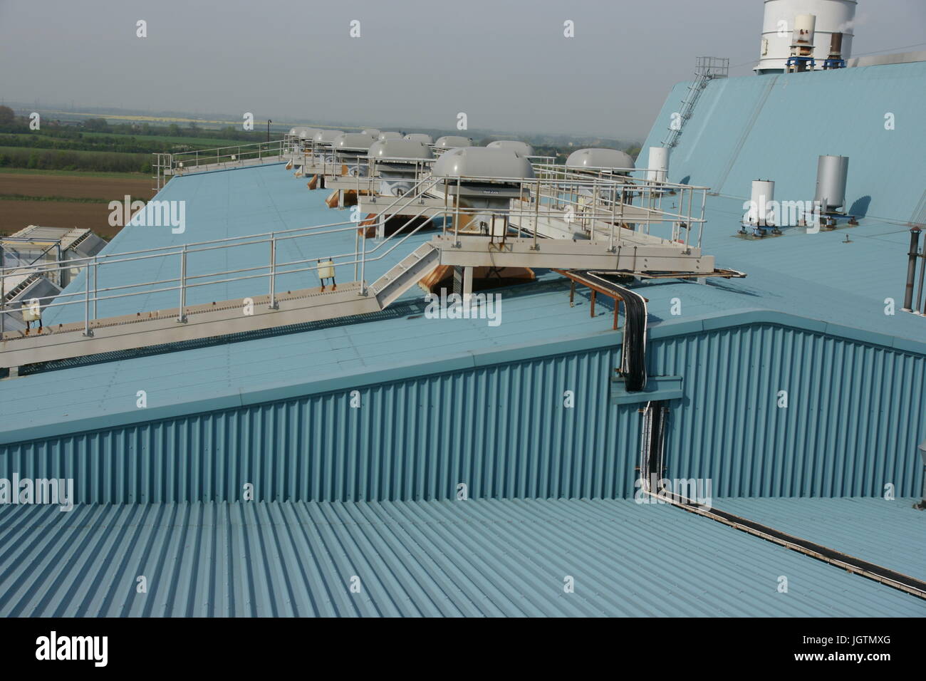 Multi level walkways hi-res stock photography and images - Alamy