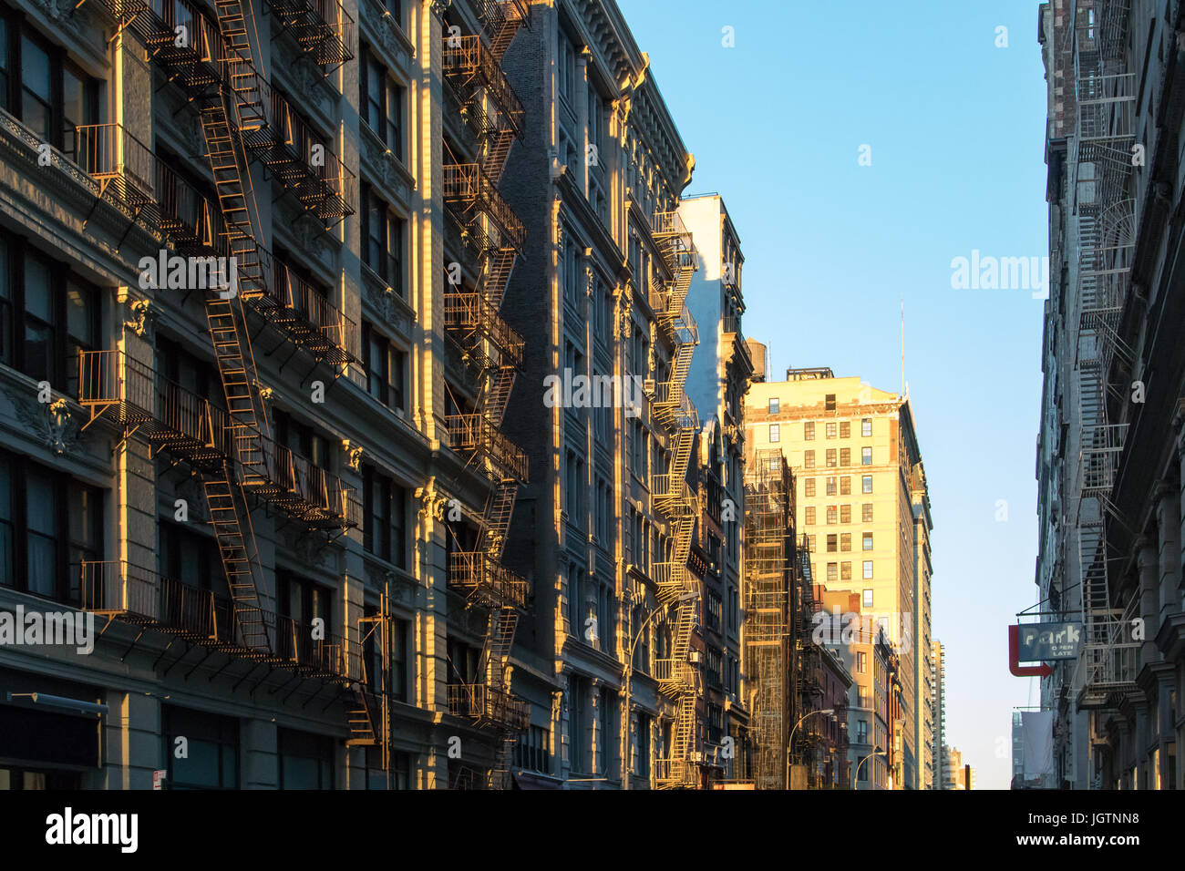Fire escape ny sunset hi-res stock photography and images - Alamy