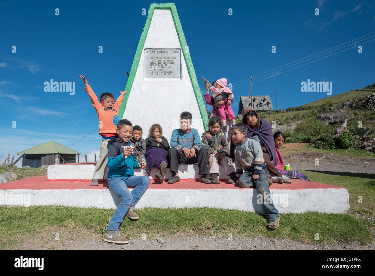 Indigenous children hi-res stock photography and images - Alamy