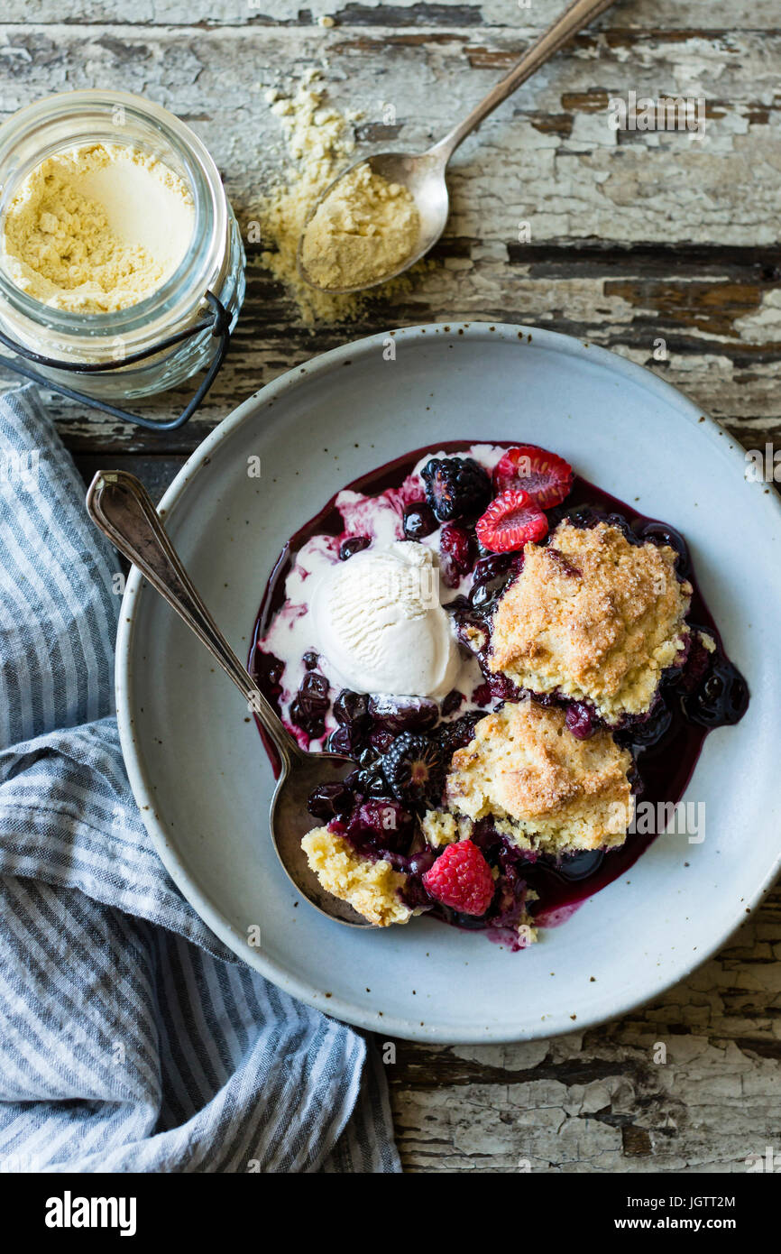 Summer berry cobbler dessert Stock Photo - Alamy