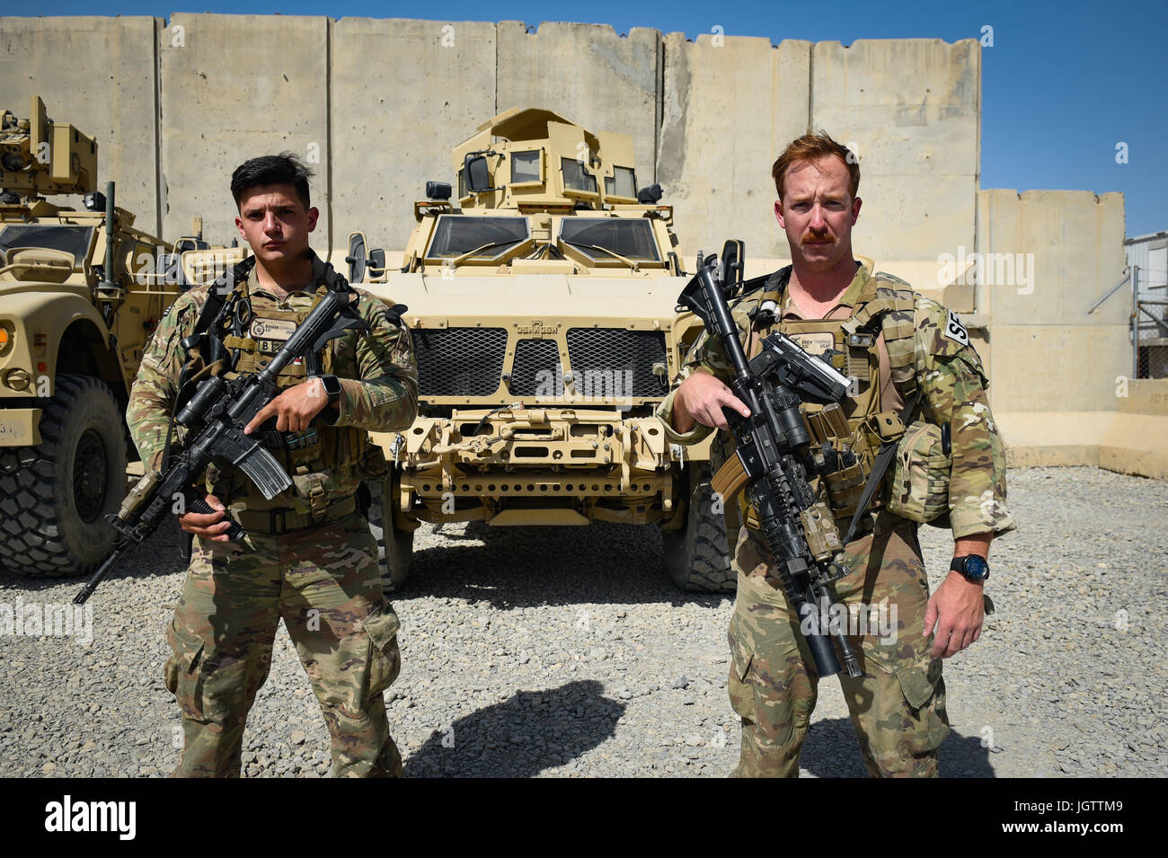 455 expeditionary security forces squadron hi-res stock photography and ...