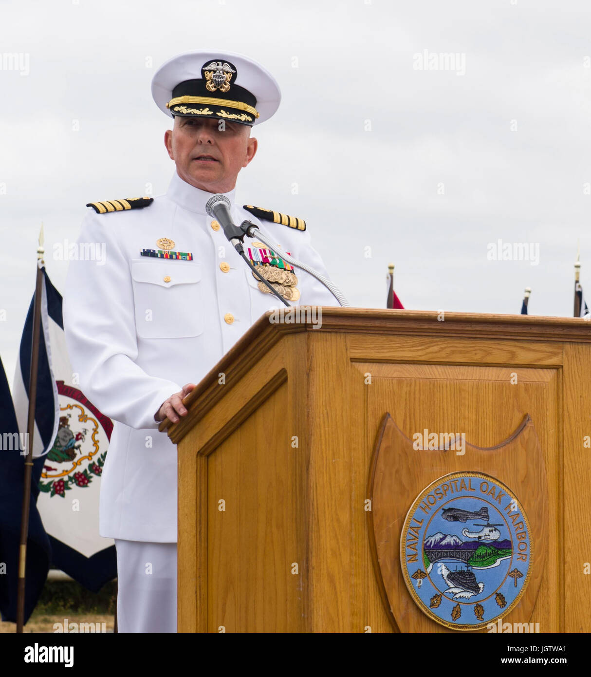 Hospital oak harbor hi-res stock photography and images - Alamy