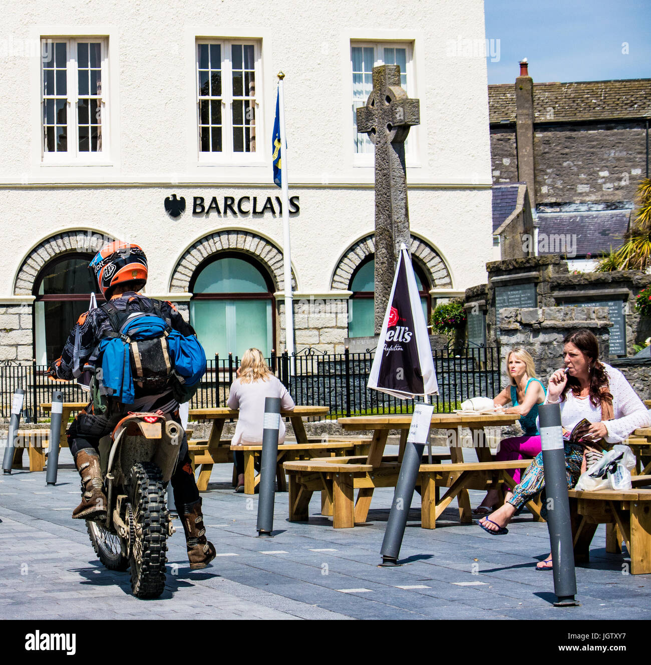 Castletown square hi-res stock photography and images - Alamy