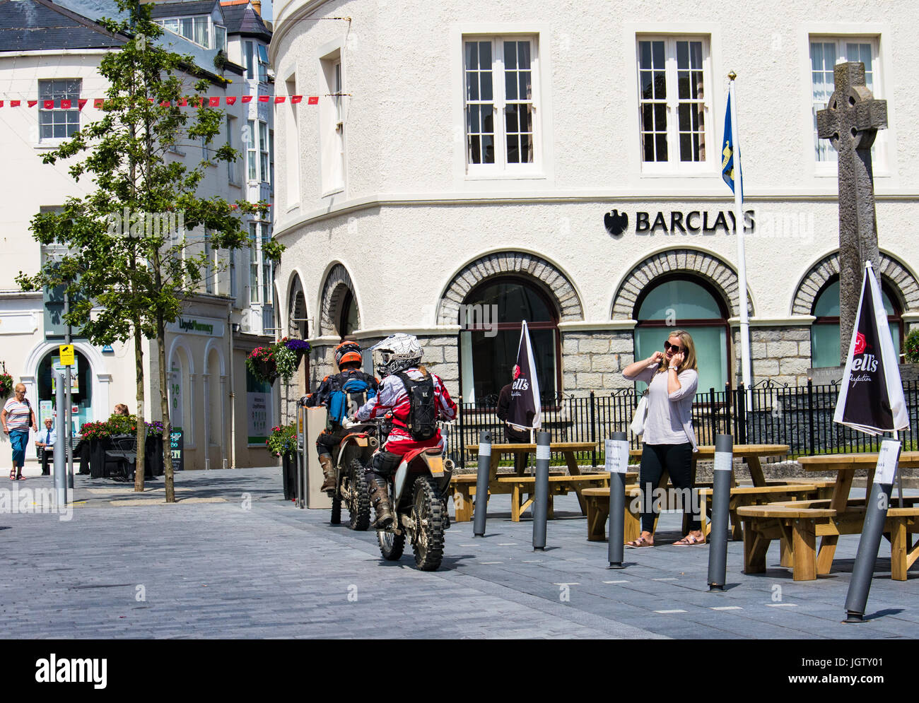 Castletown square hi-res stock photography and images - Alamy