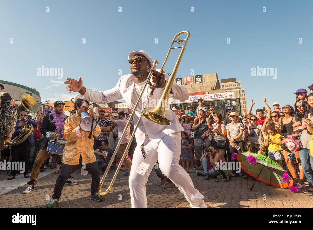 Jazz trombone player hi-res stock photography and images - Alamy