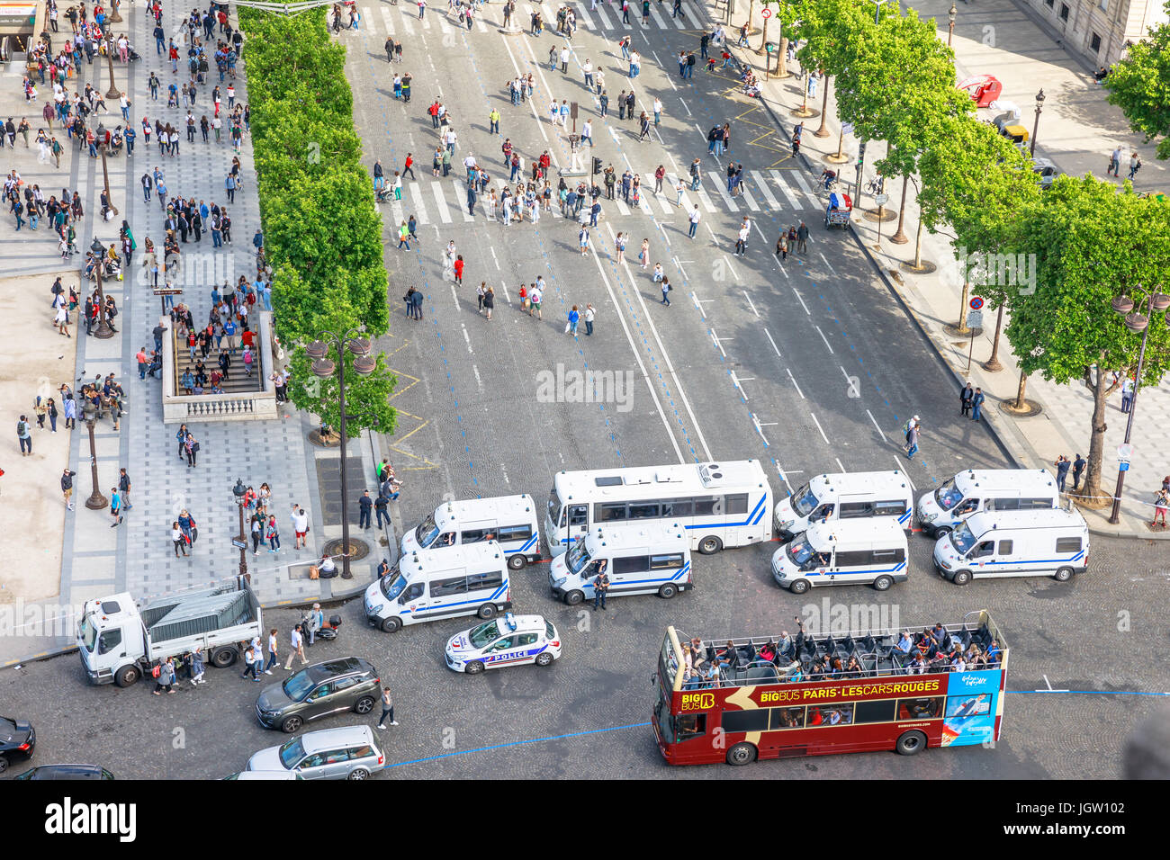 French police checkpoint Stock Photo - Alamy