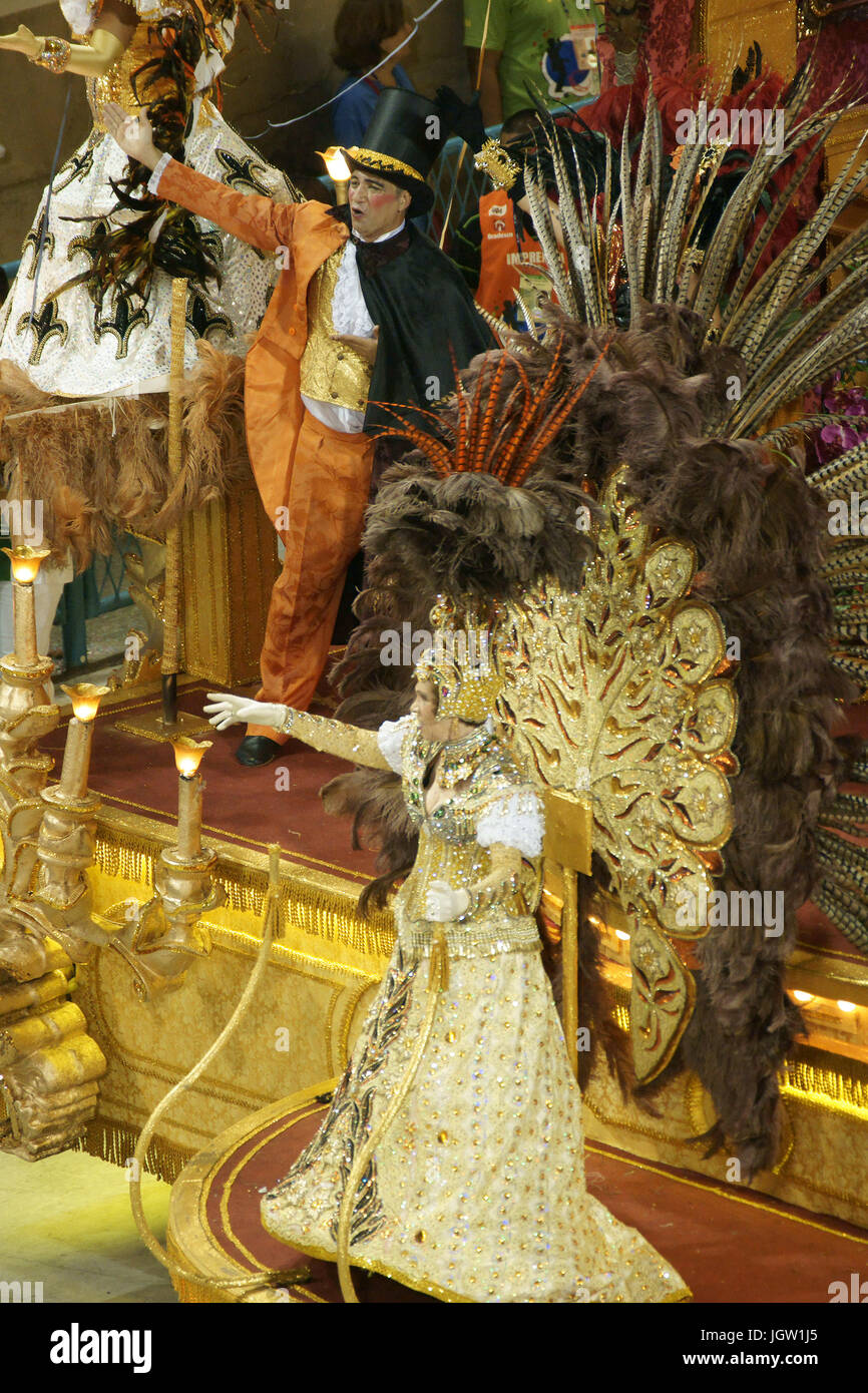 Brazil rio carnival children hi-res stock photography and images - Alamy