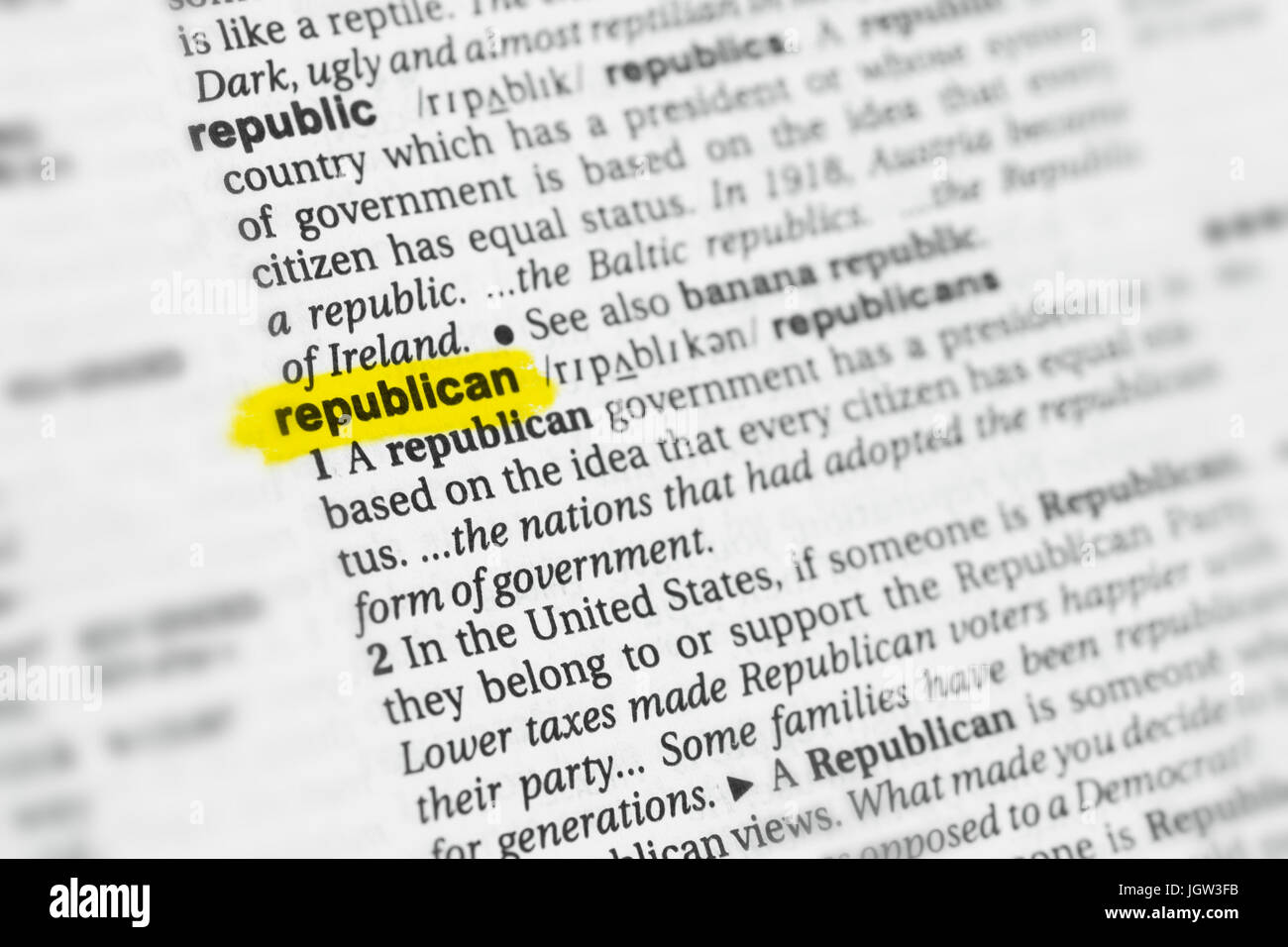 Highlighted English word "republican" and its definition at the ...