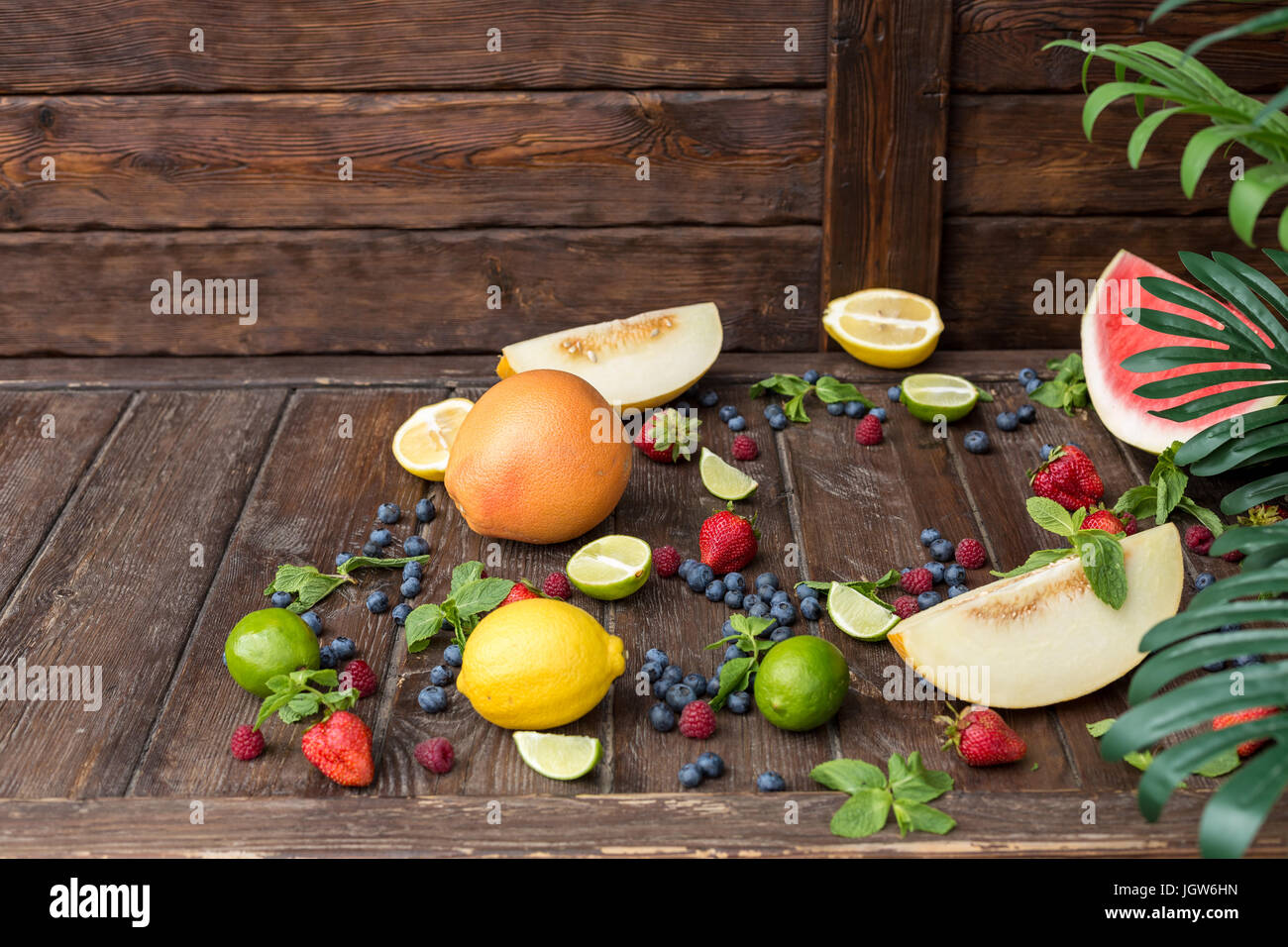 Summer fruit collection hi-res stock photography and images - Alamy