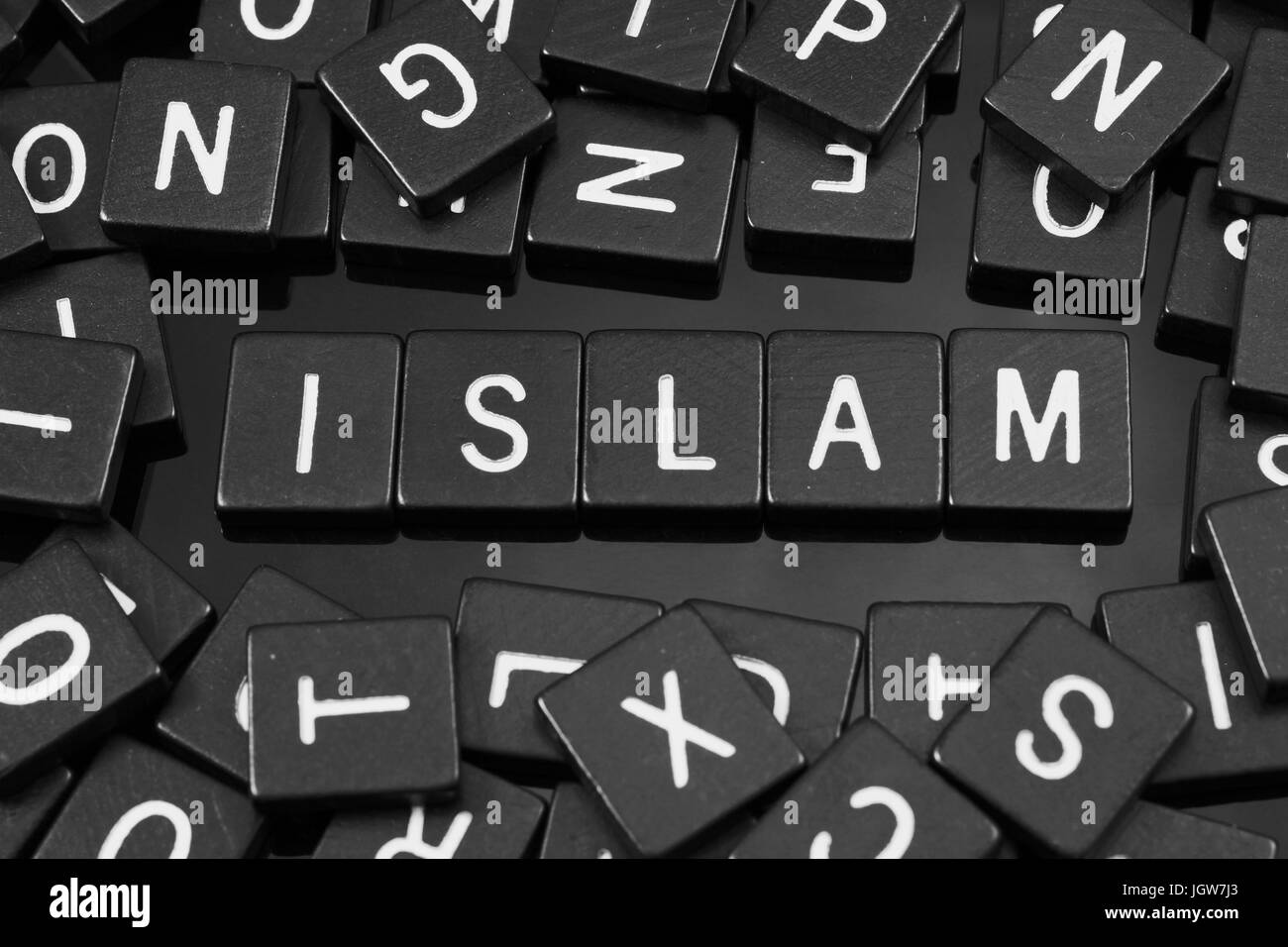 Arab letters puzzle hi-res stock photography and images - Alamy