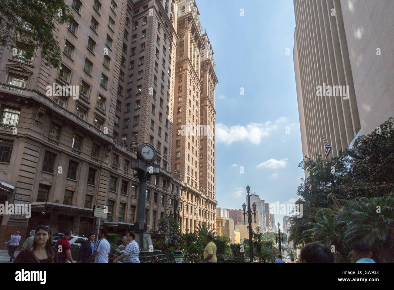 Predio Martinelli (Martinelli Building) inaugurated in 1929 was the ...