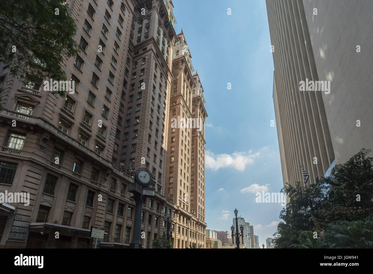 Predio Martinelli (Martinelli Building) inaugurated in 1929 was the ...