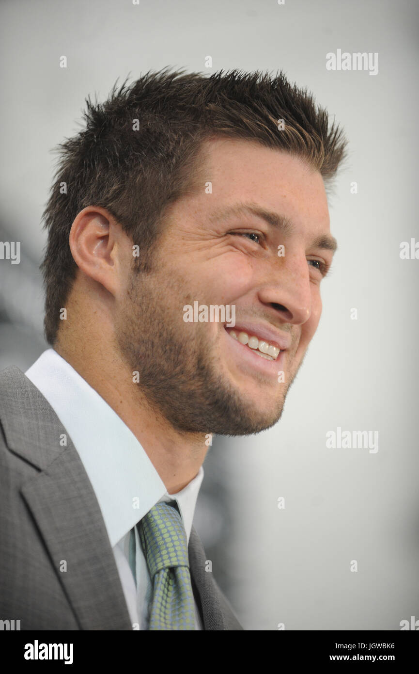 Tim Tebow introduced as the Jets new player at a press conference at ...