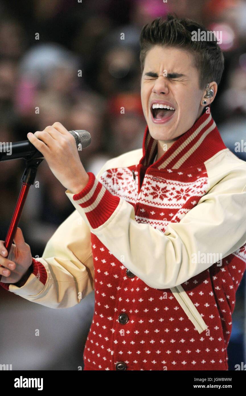 Justin Bieber performs on NBC's Today Show's Concert Series from ...