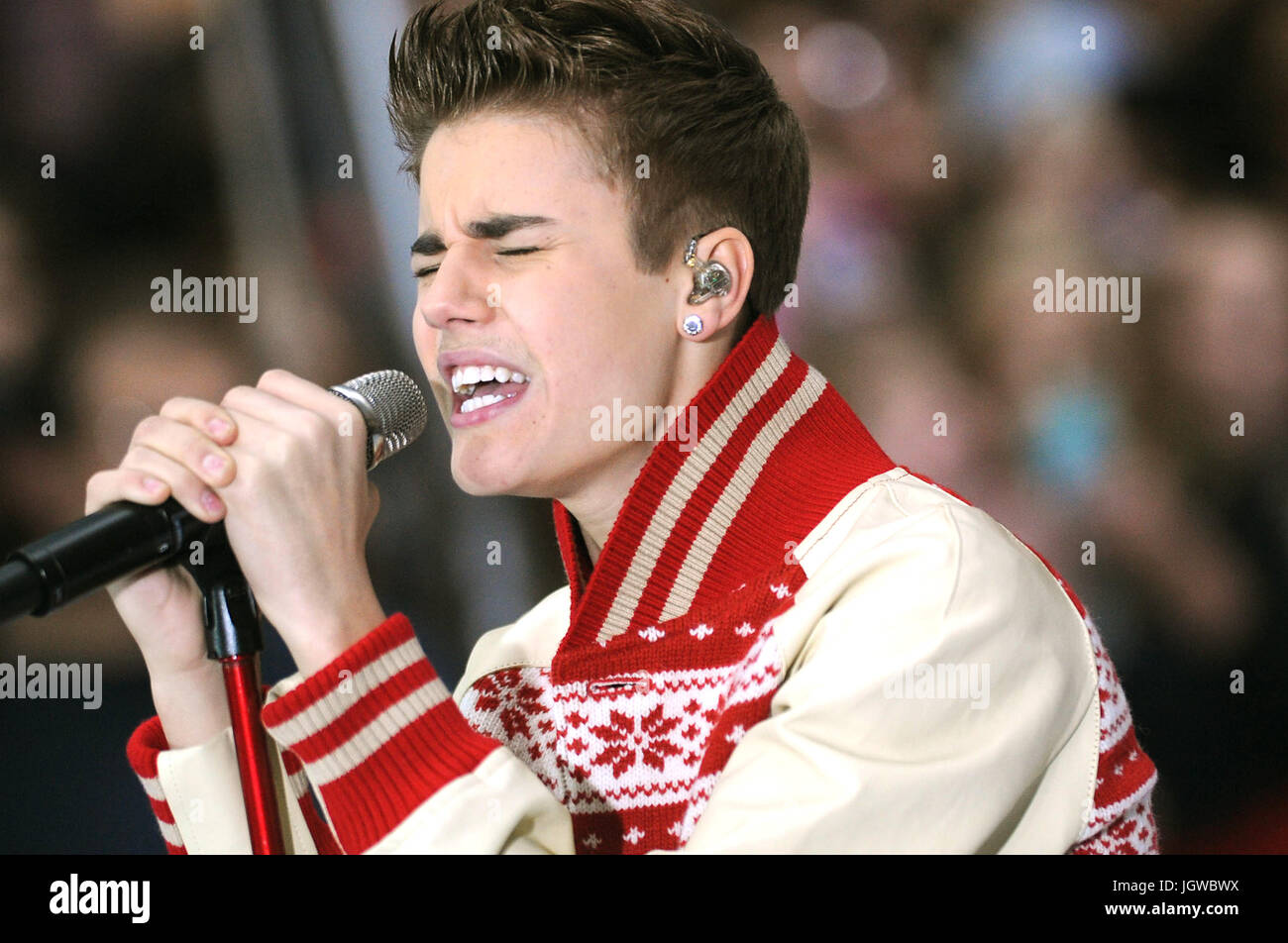Justin Bieber performs on NBC's Today Show's Concert Series from ...
