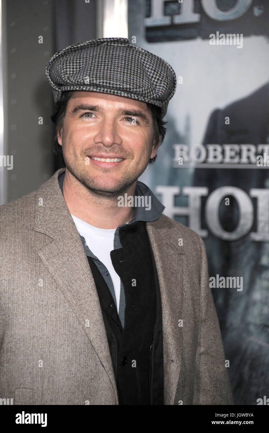 Matthew Settle at the premiere of 'Sherlock Holmes' at the Alice Tully ...