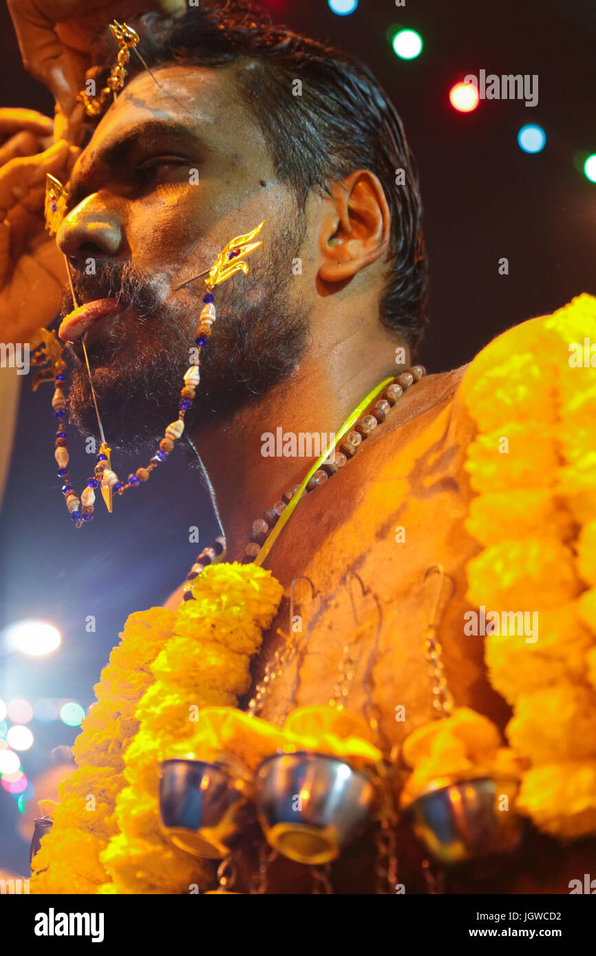 Devotee in kavadi during hindu hi-res stock photography and images - Alamy