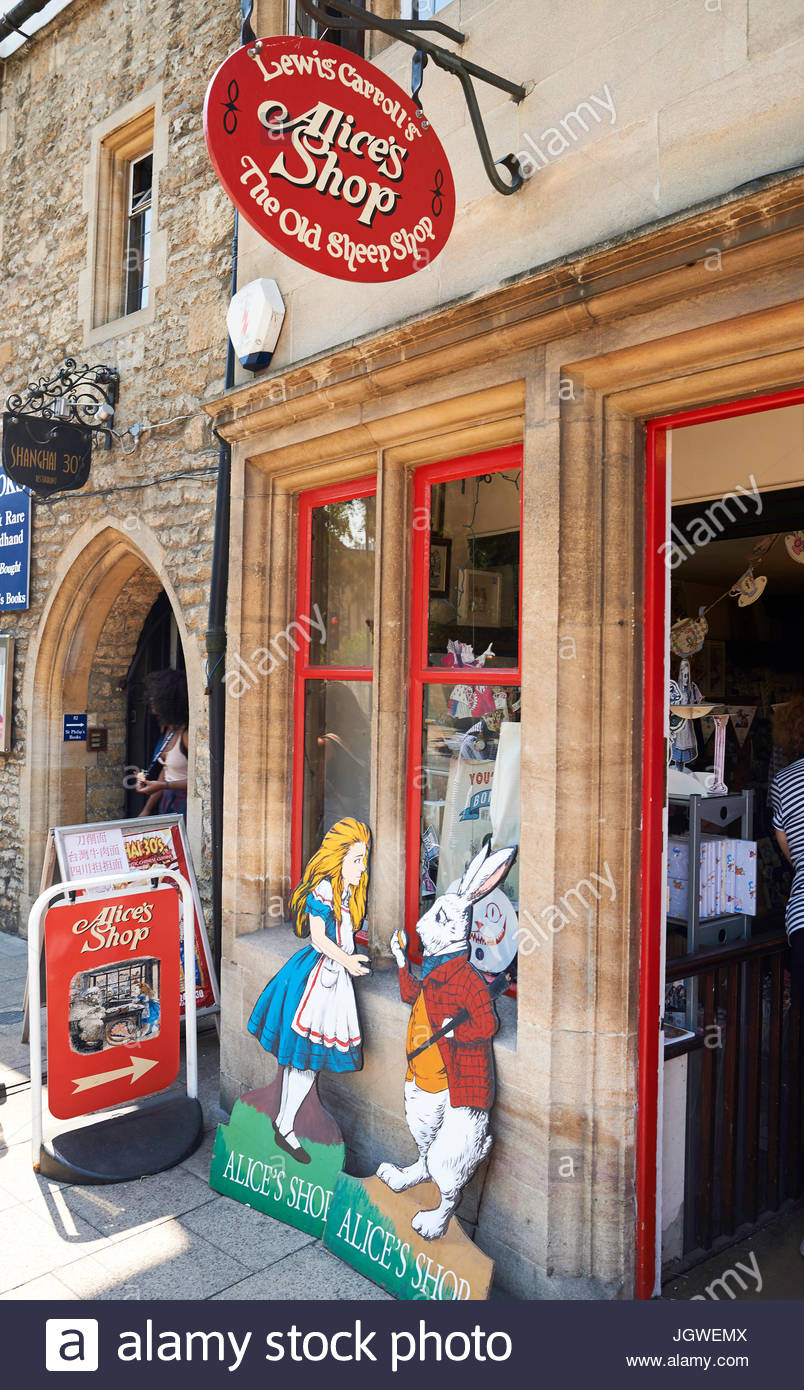 Alice In Wonderland Characters High Resolution Stock Photography and ...