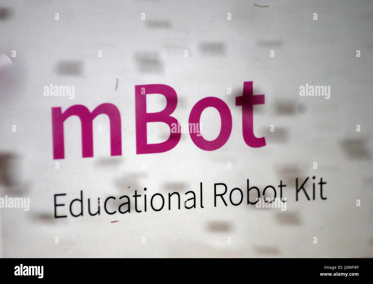 das Logo der Marke "mBot", Berlin Stock Photo - Alamy