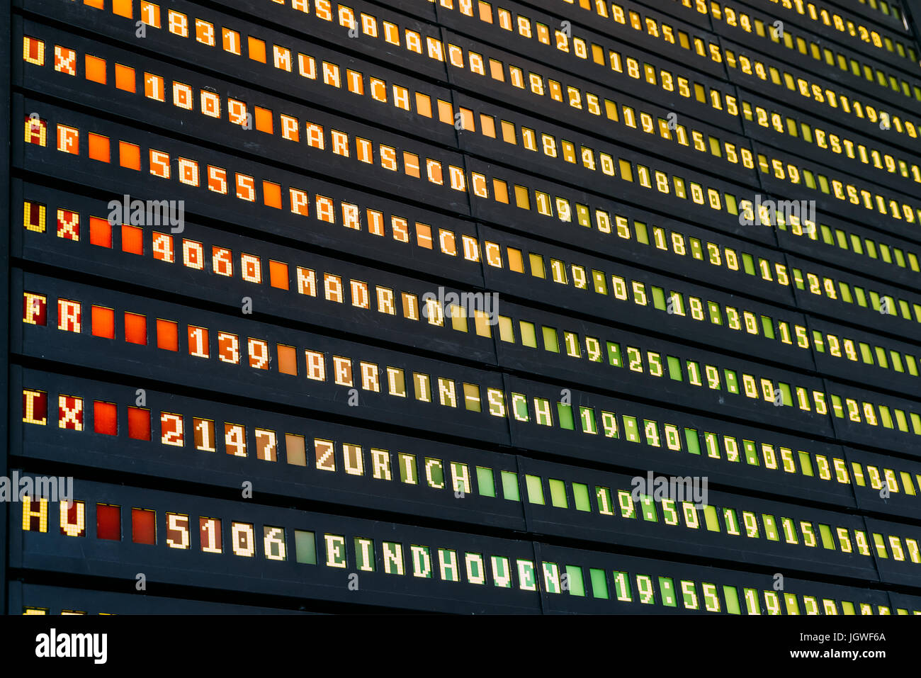 Airport flight departure board hi-res stock photography and images - Alamy
