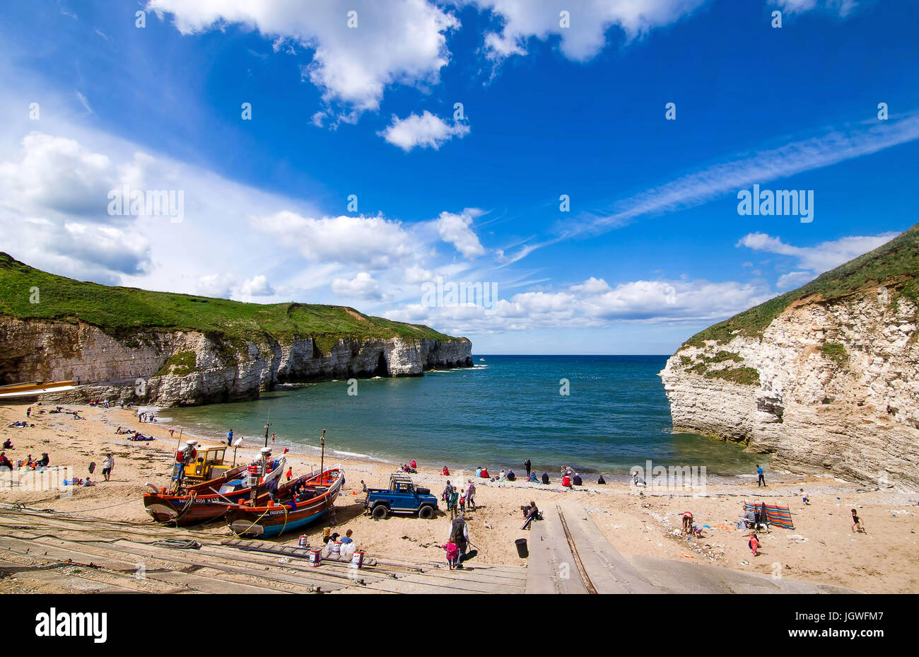 Flamborough head beach hi-res stock photography and images - Alamy