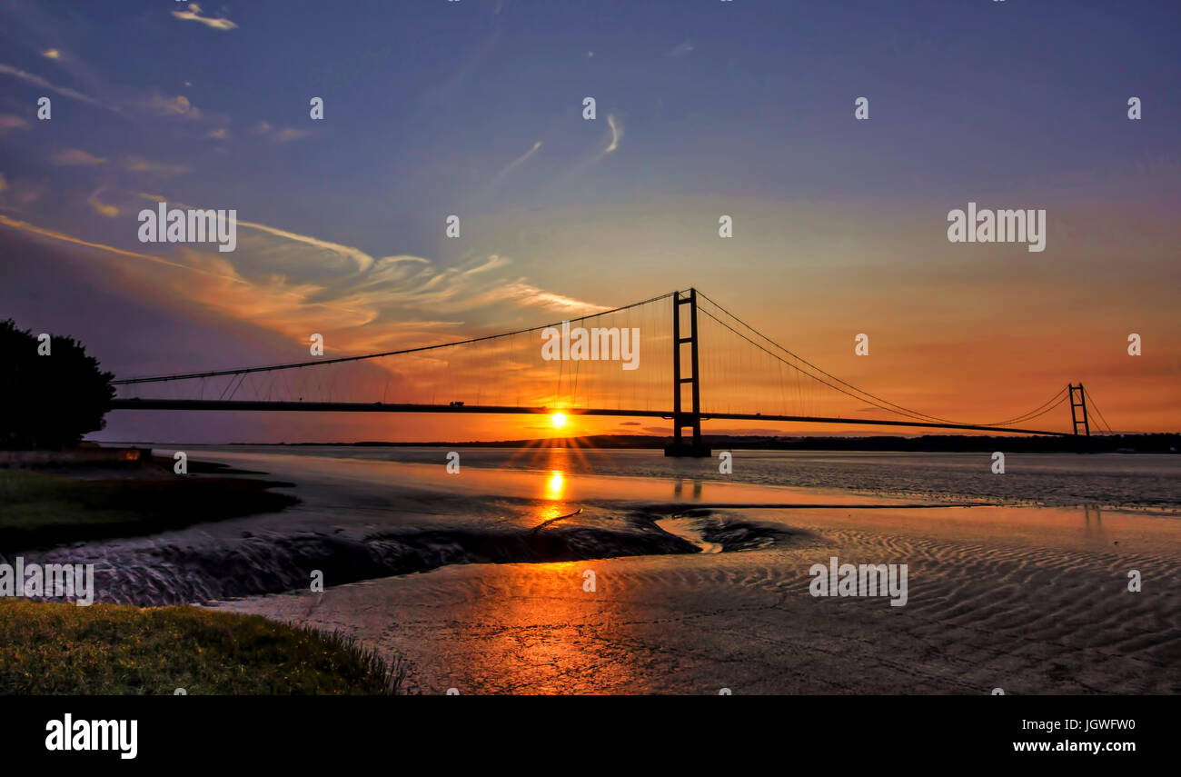 Humber Bridge Sunset Stock Photo - Alamy