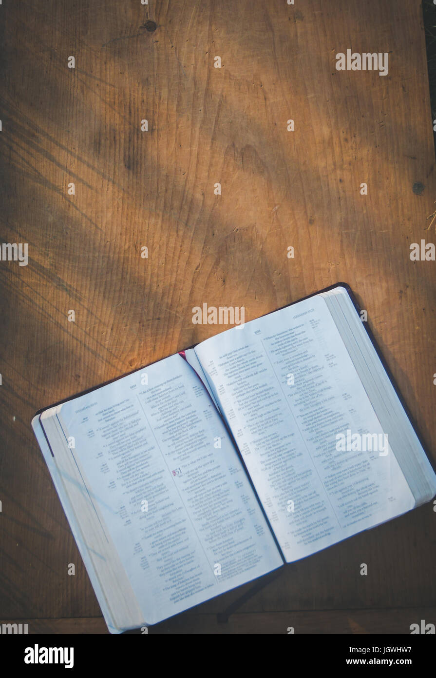 Bible trusting hi-res stock photography and images - Alamy