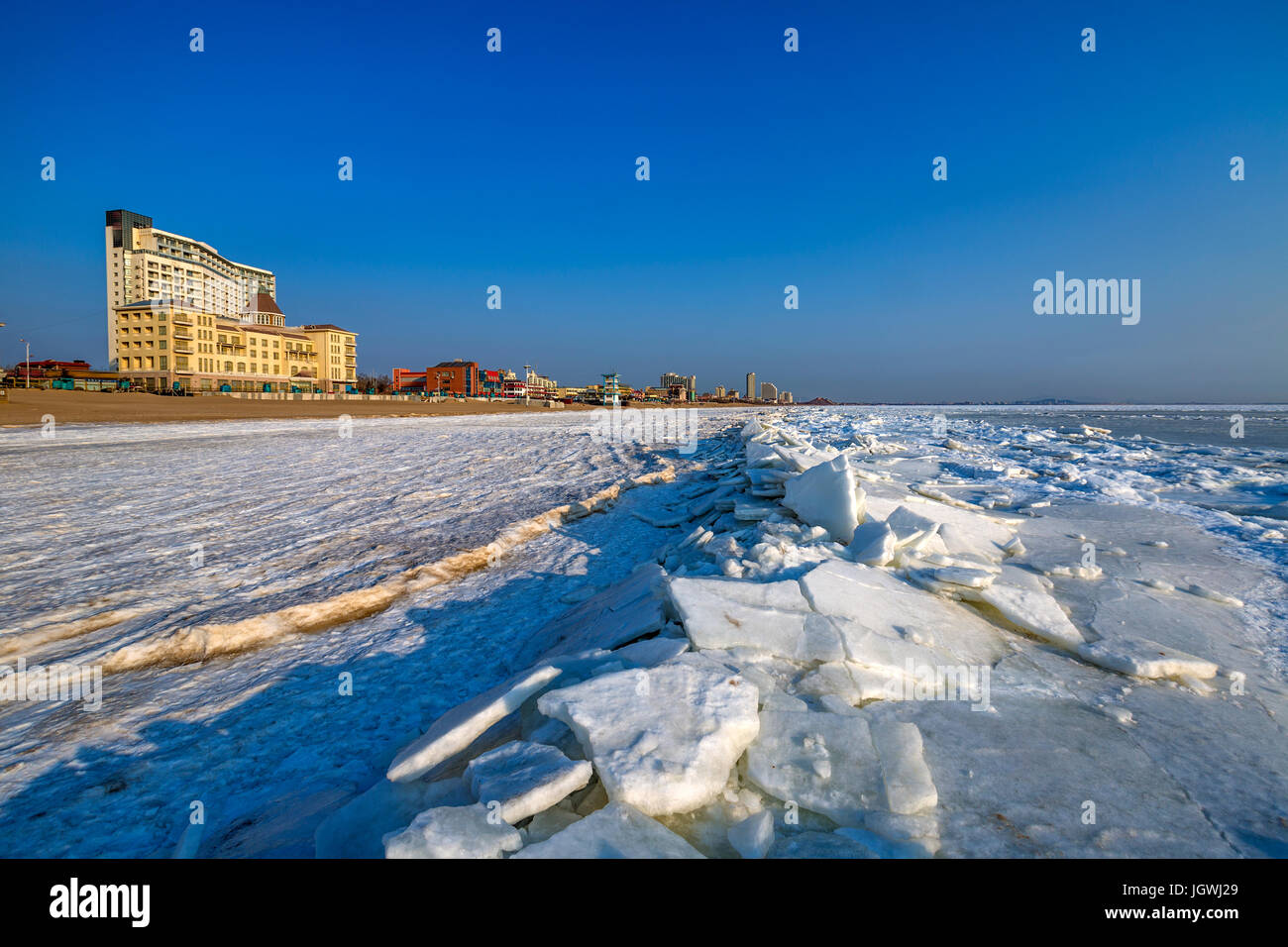 Beidaihe beach resort hi-res stock photography and images - Alamy